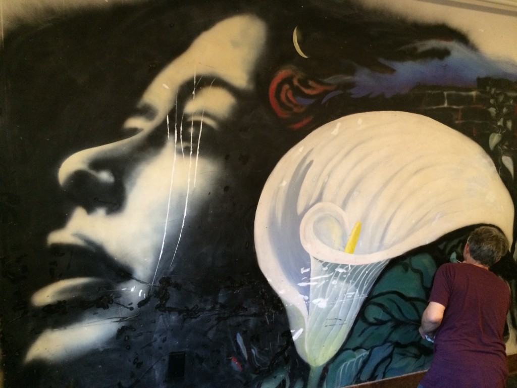 Peter Makepeace comes back after 30 years to touch up mural | Cloyne